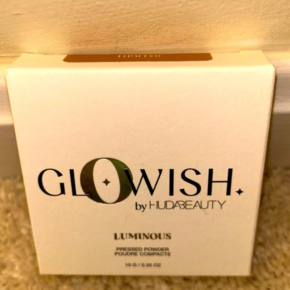 HUDA BEAUTY | Makeup | Huda Beauty Glowish Luminous Pressed Powder 3 ...